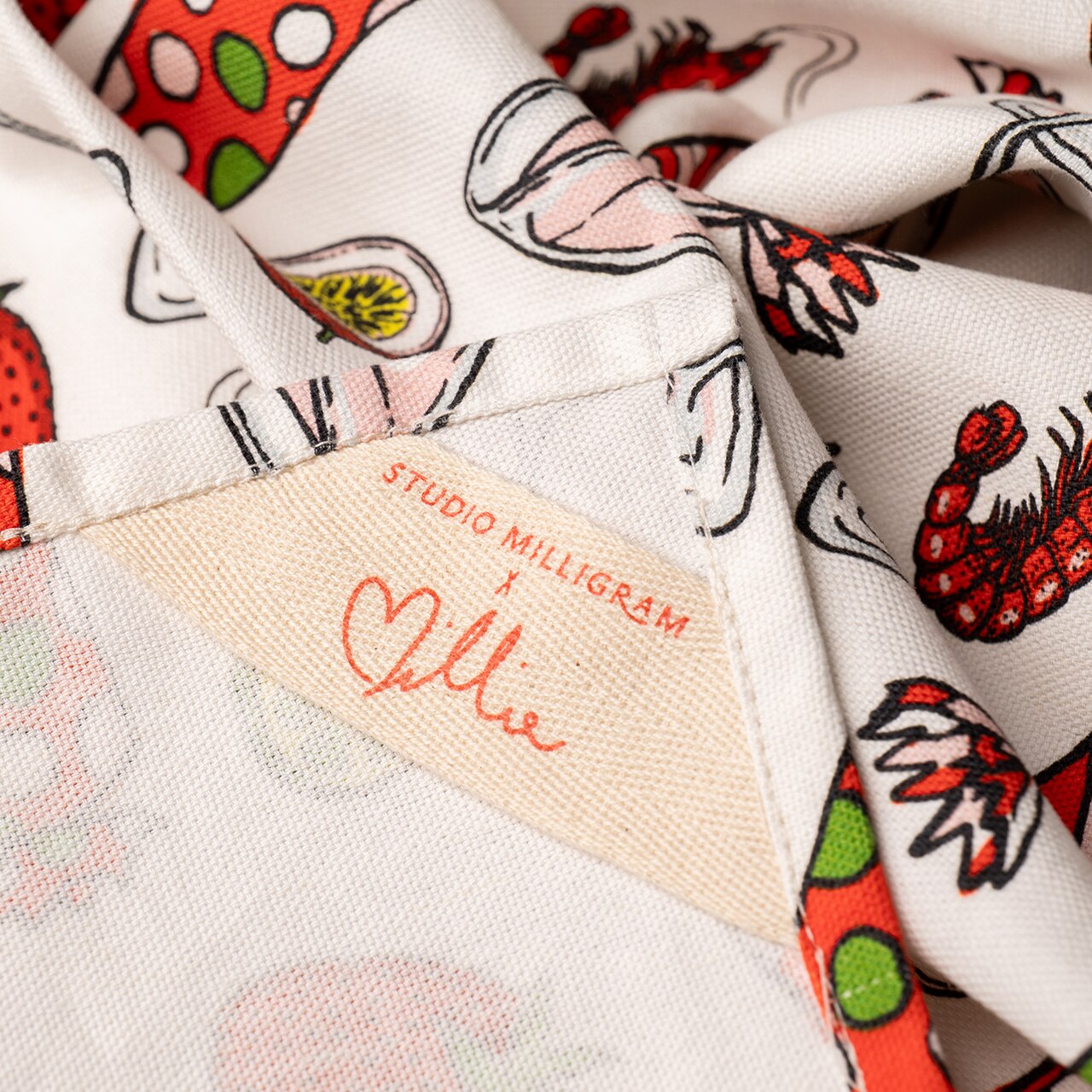 Celebrating the festive season with Billie Justice Thomson – Milligram